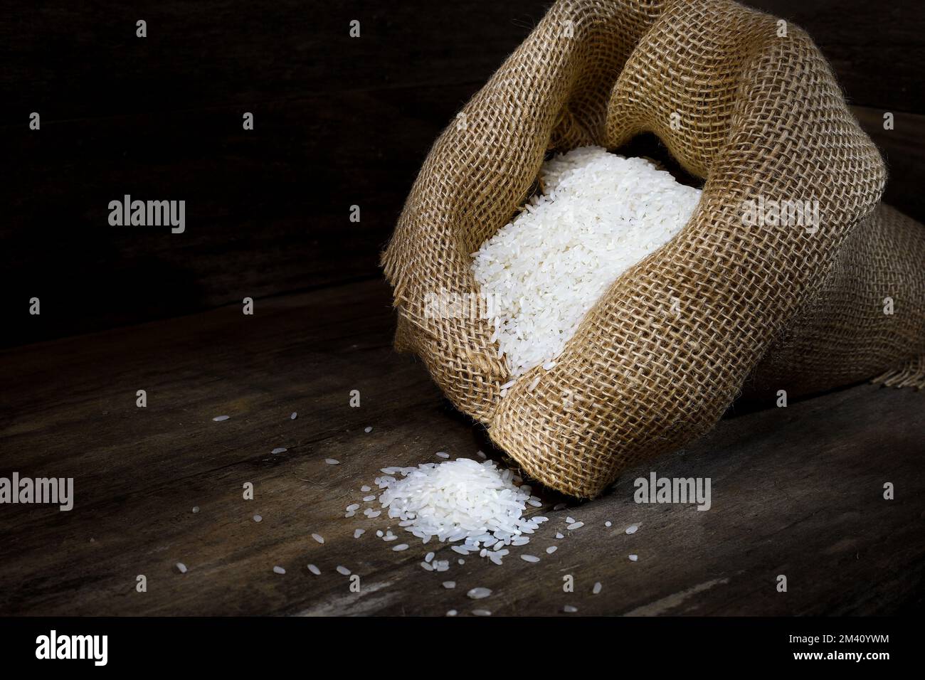 Hessian bag hi-res stock photography and images - Alamy