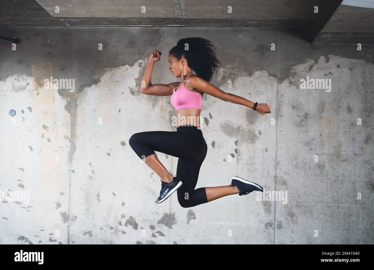 Jumping wall hi-res stock photography and images - Alamy