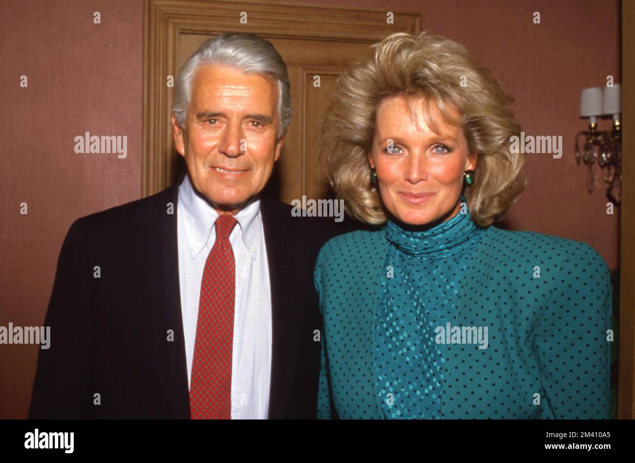 Linda Evans And John Forsythe at the 150th episode of the television ...