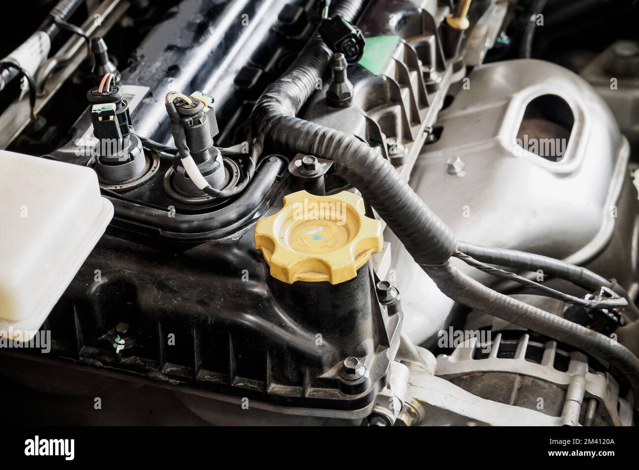 Car engine close up hi-res stock photography and images - Alamy