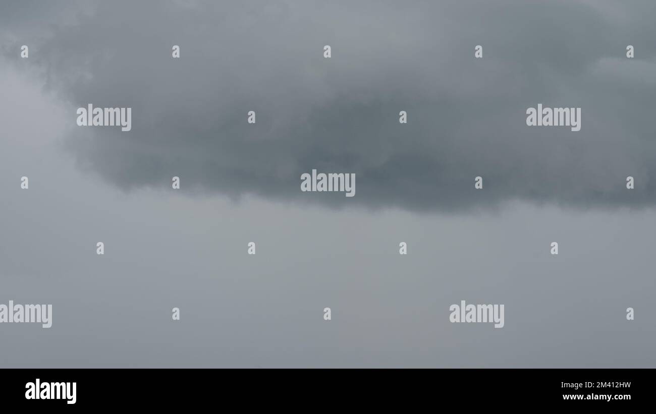 Time lapse cloud formation hi-res stock photography and images - Alamy