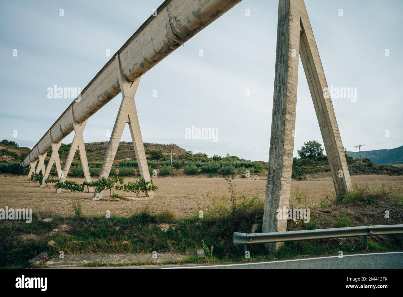 Acueducto de Alloz spain. High quality photo Stock Photo - Alamy