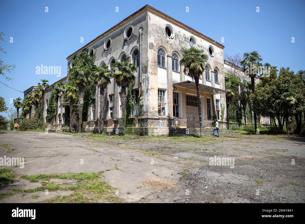 Tourists exploring Old abandoned building of Anaseuli tea plantations ...