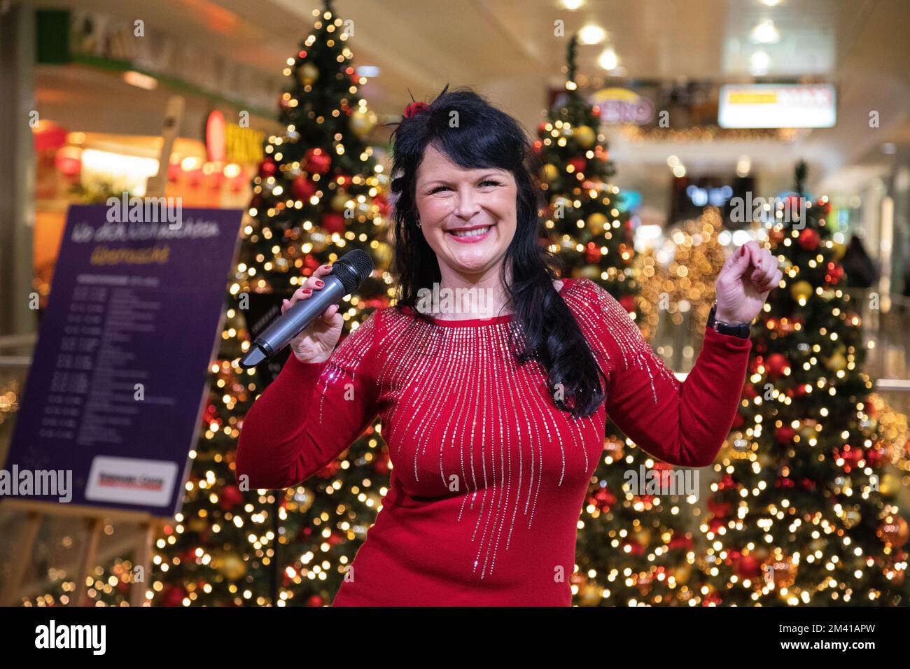 Dsds kandidatin hi-res stock photography and images - Alamy