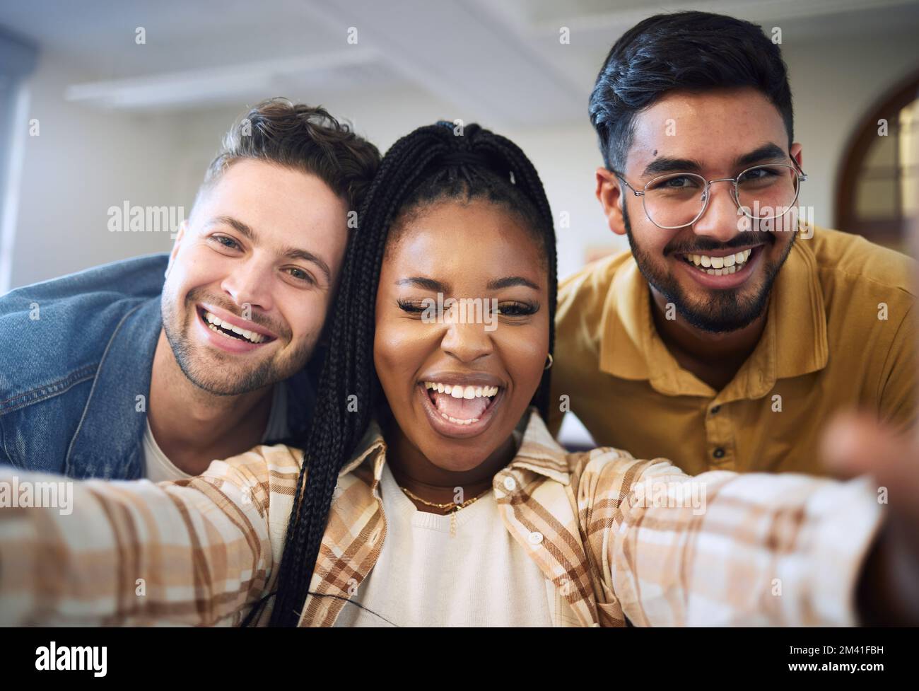 Friends, selfie and funny post with students together for social media ...