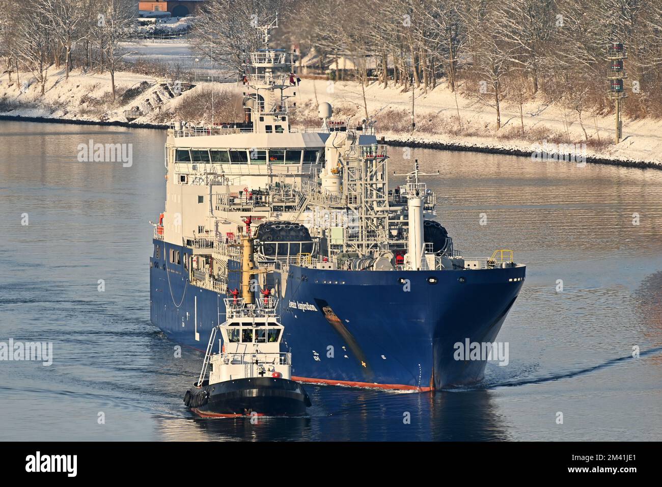 LNG Bunkering Barge AVENIR ASPIRATION Stock Photo - Alamy