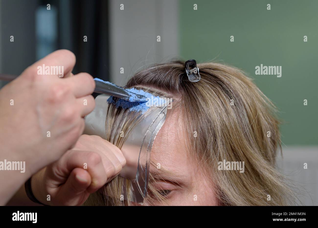 The position and styling of the hair during the dyeing process. use of ...