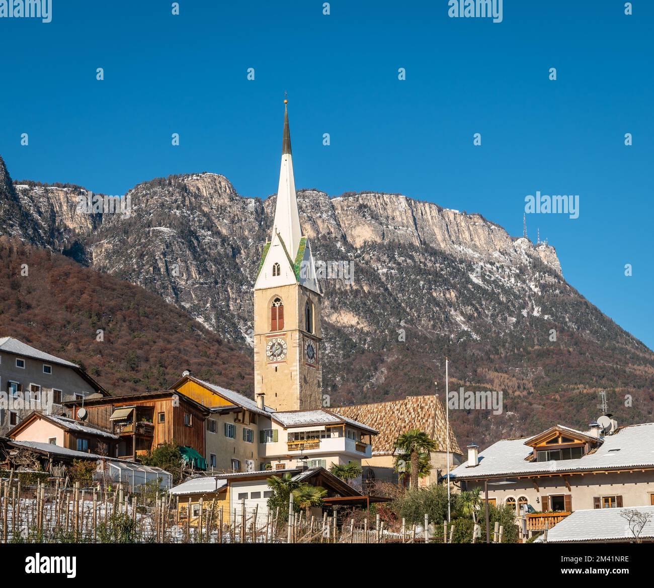 Gothic architecture in italy hi-res stock photography and images - Alamy