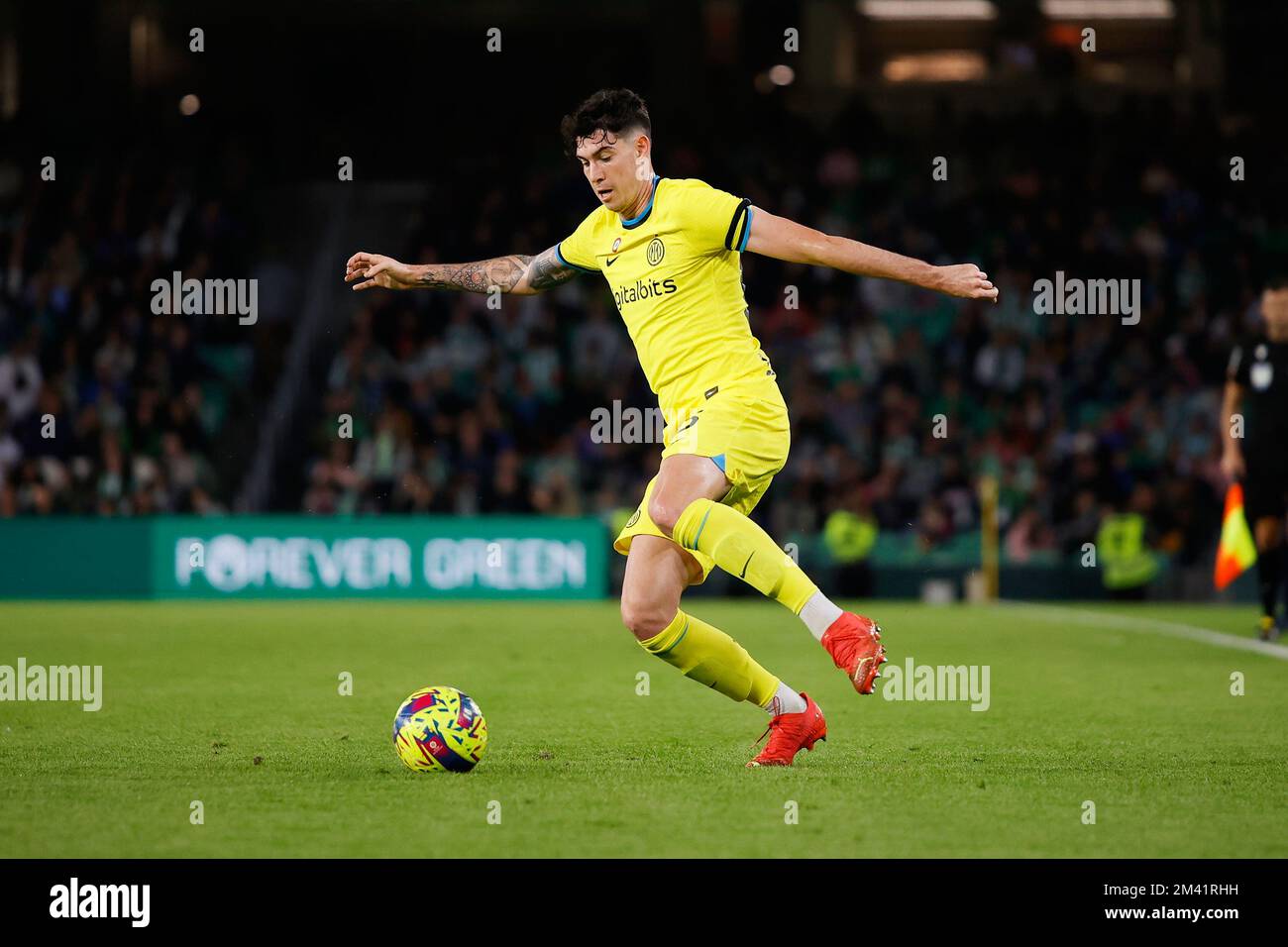 Seville, Spain. 17th Dec, 2022. Alessandro Bastoni (95) of Inter seen ...