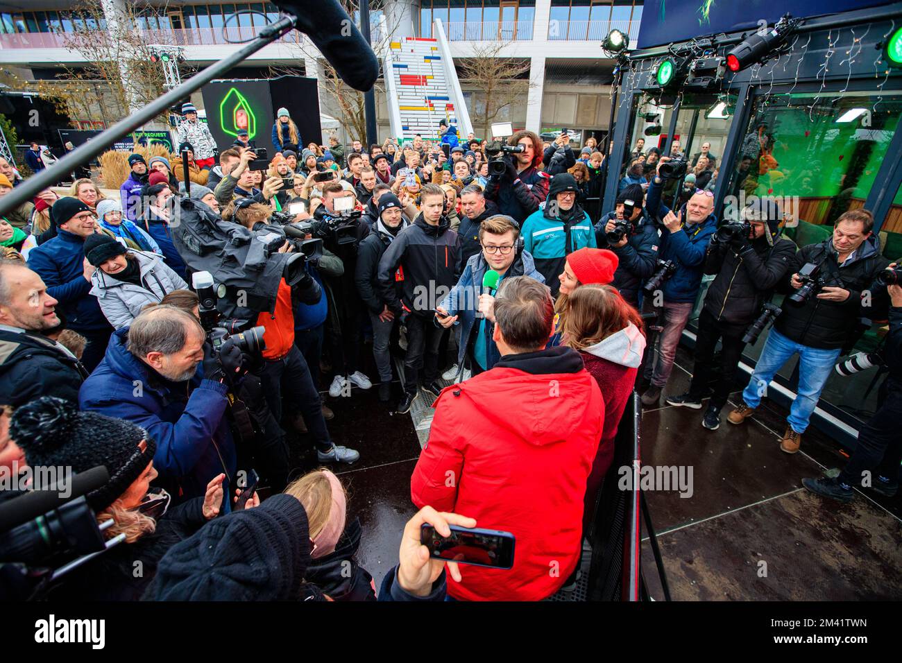 Large group of people week of money hi-res stock photography and images ...