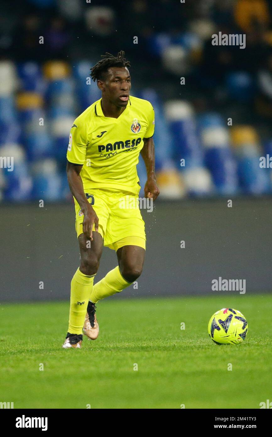 Villareal's Senegalese midfielder Nicolas Jackson controls the ball ...