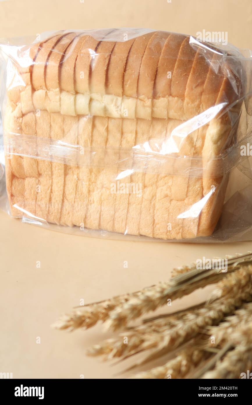 Loaf of bread packet hi-res stock photography and images - Alamy