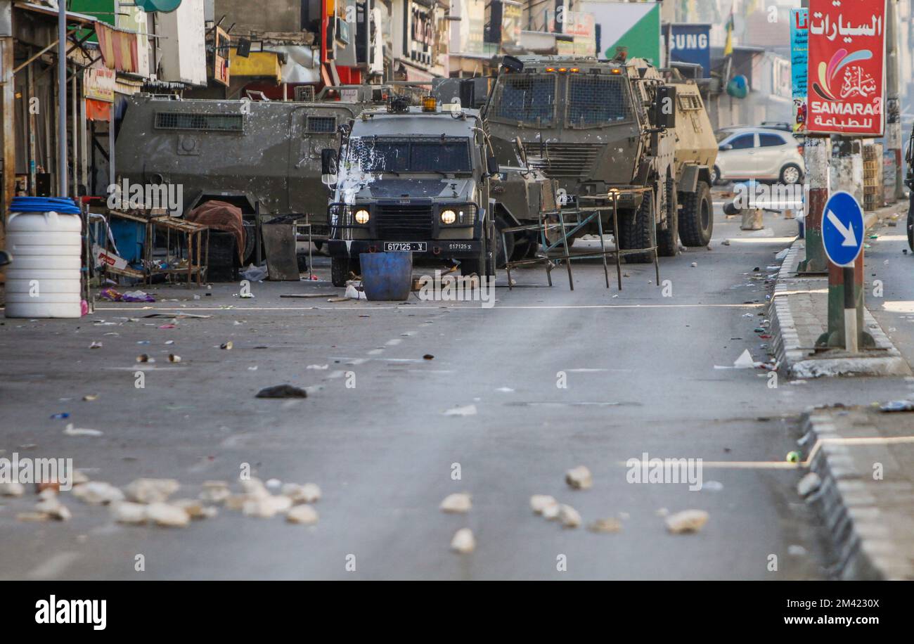 Nablus, Palestine. 18th Dec, 2022. Israeli army forces surrounded a ...