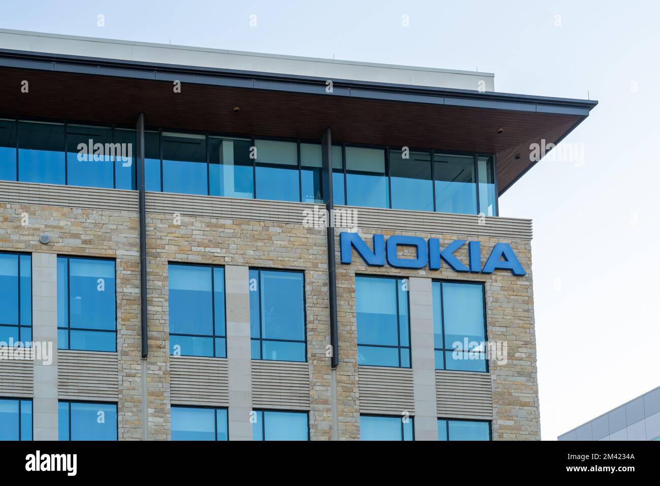 Nokia logo hi-res stock photography and images - Alamy