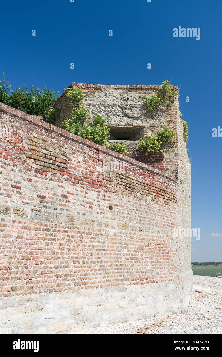 Bunker above a brick wall Stock Photo - Alamy