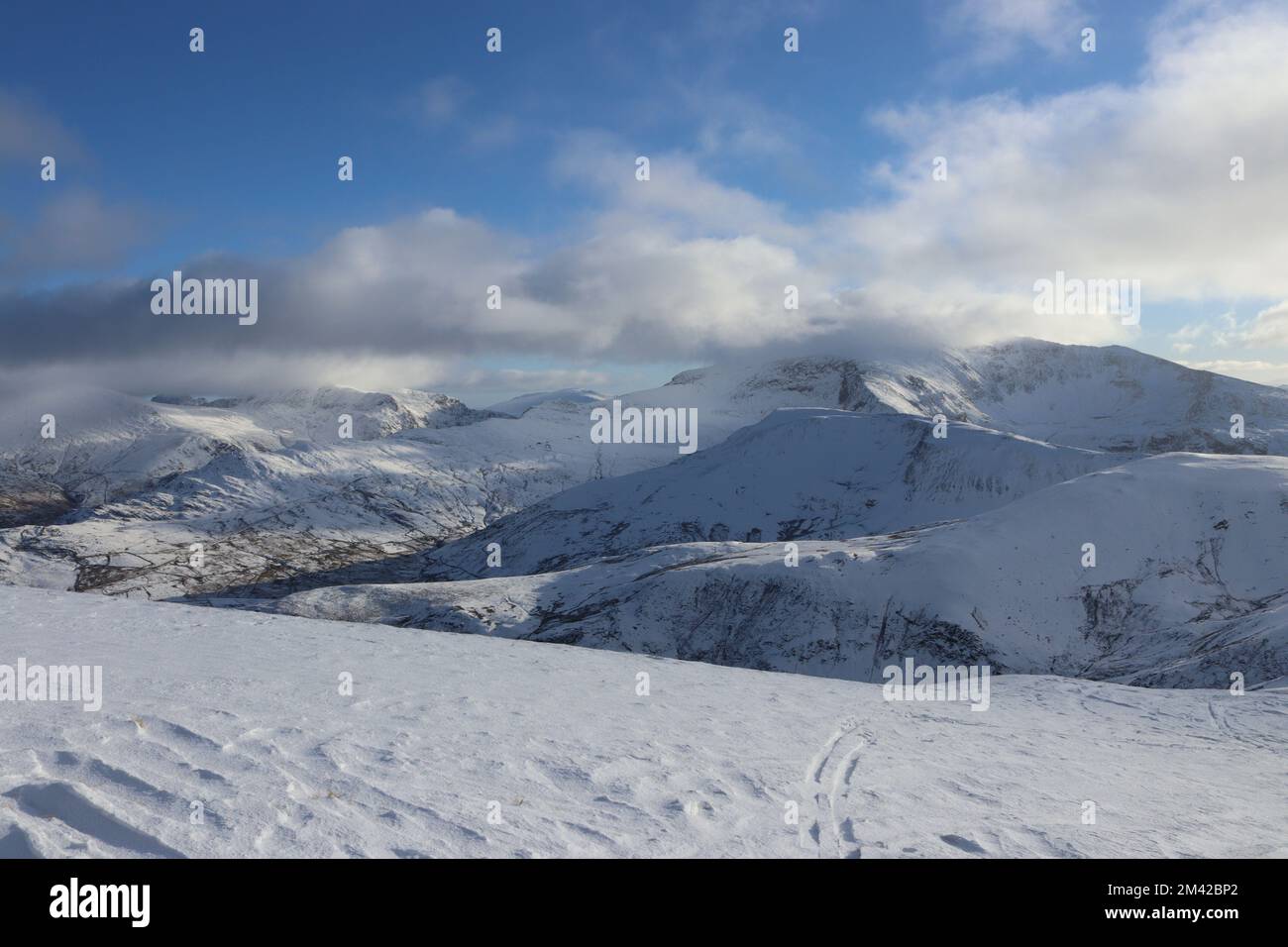 Snowdonia Snowdon winter wales Stock Photo - Alamy