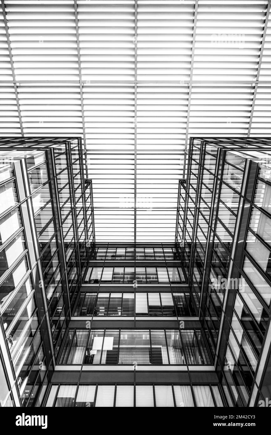 Townhouse travel Black and White Stock Photos & Images - Alamy