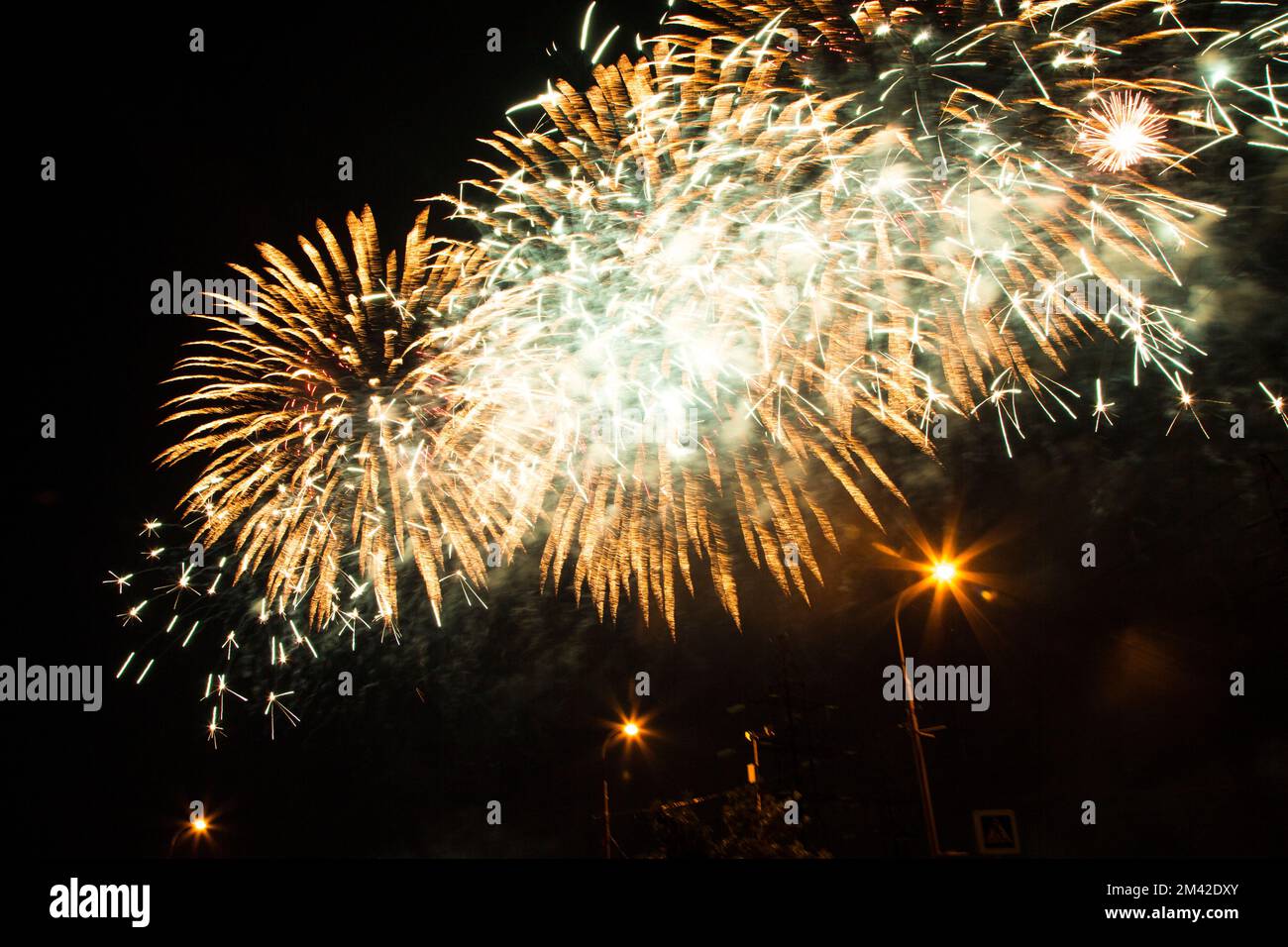 Beautiful night sky stars fireworks hi-res stock photography and images ...