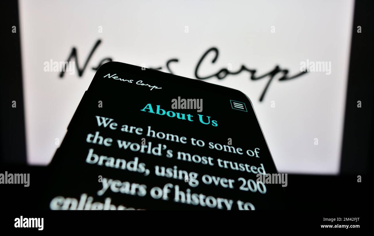 Smartphone with webpage of US mass media company News Corporation on ...