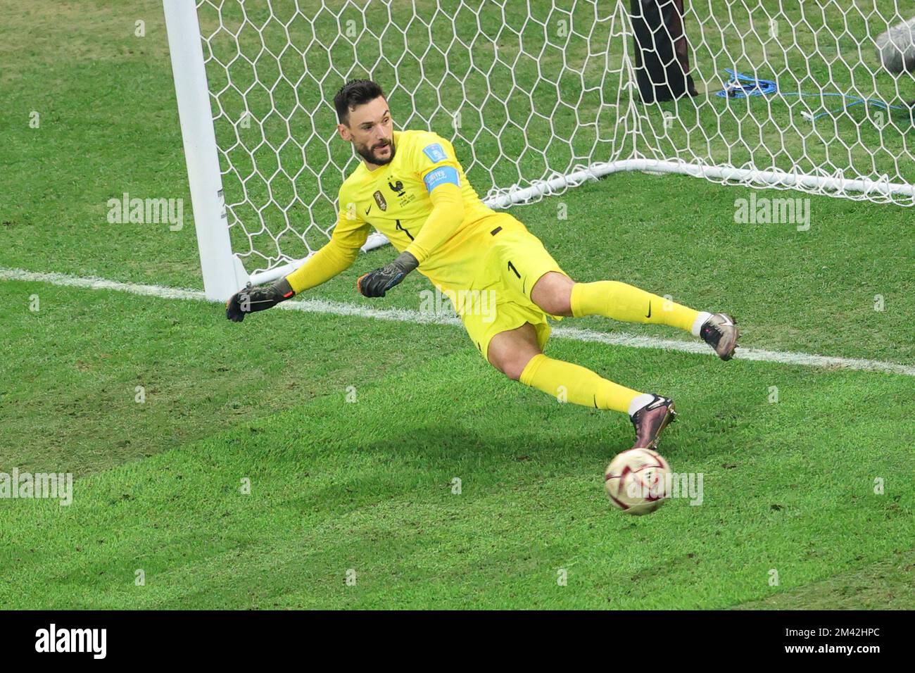 Lusail, Qatar. 18th Dec, 2022. Lionel Messi of Argentina beats Hugo ...