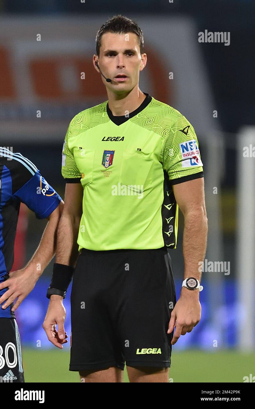 Pisa, Italy. 17th Dec, 2022. The referee Matteo Marchetti during AC ...