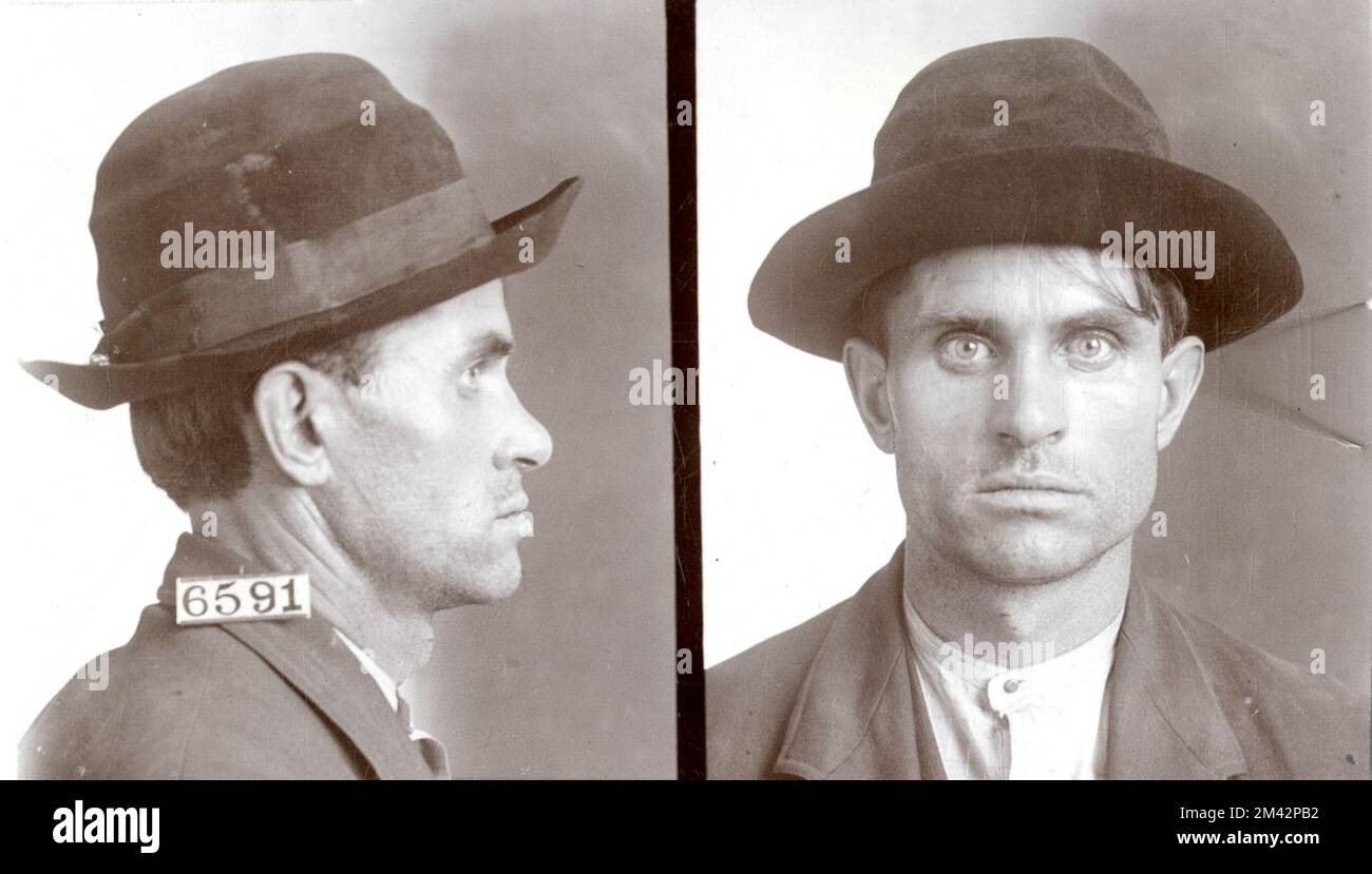 Photograph of Charles O. Lynch. Bureau of Prisons, Inmate case files ...