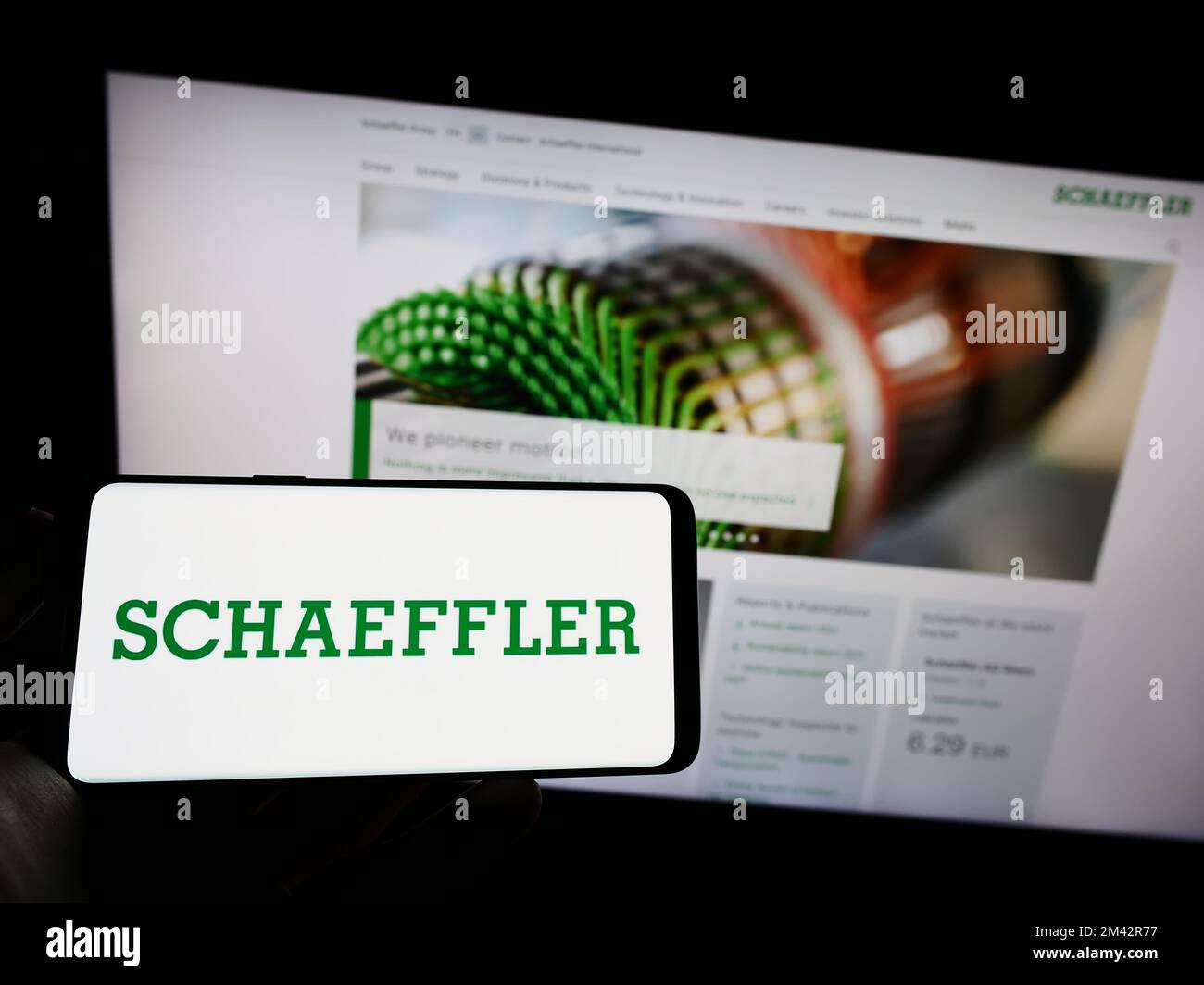 Logo schaeffler hi-res stock photography and images - Alamy