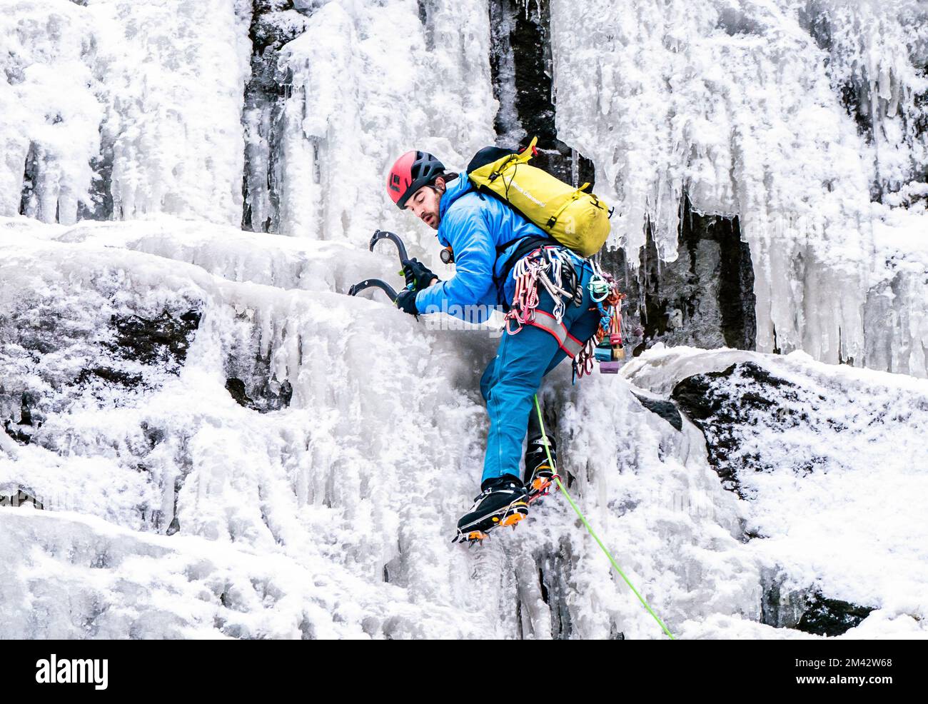 People ice climbing on the frozen Kinder Downfall, High Peak in ...