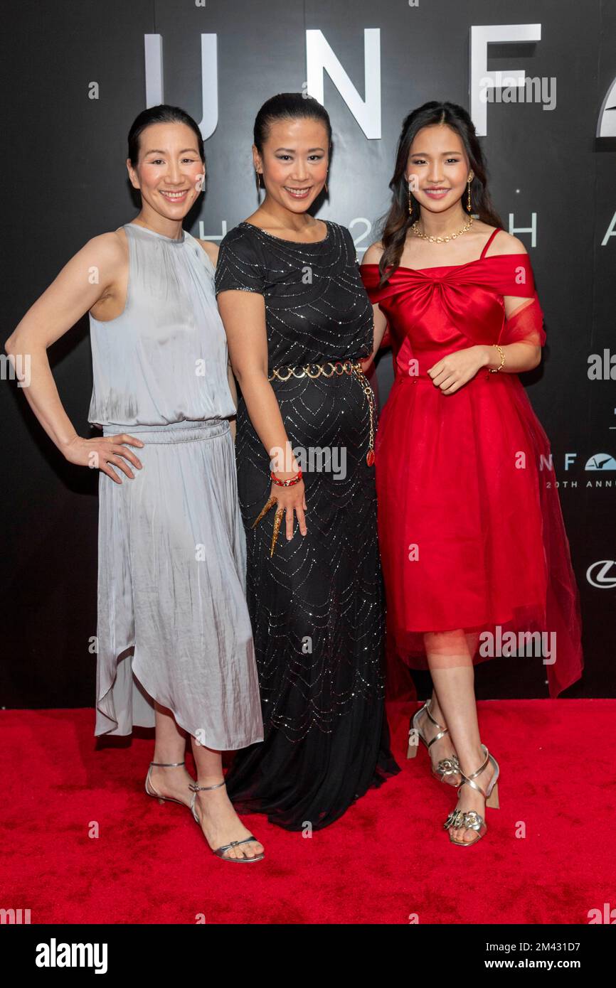 Domee shi 2022 hi-res stock photography and images - Alamy