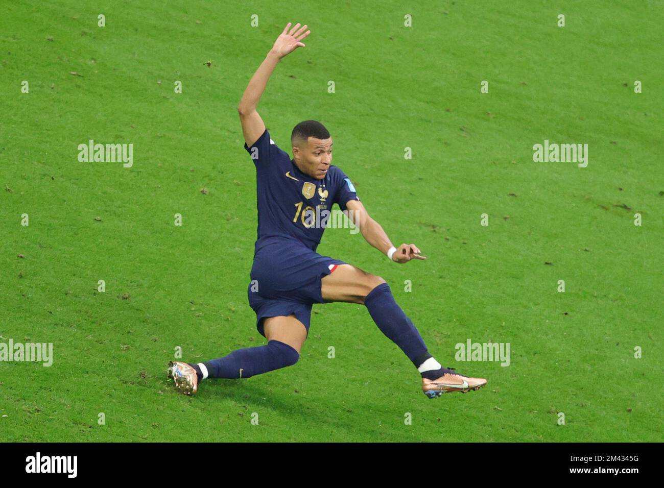 Kylian mbappe world cup final 2022 hi-res stock photography and images ...