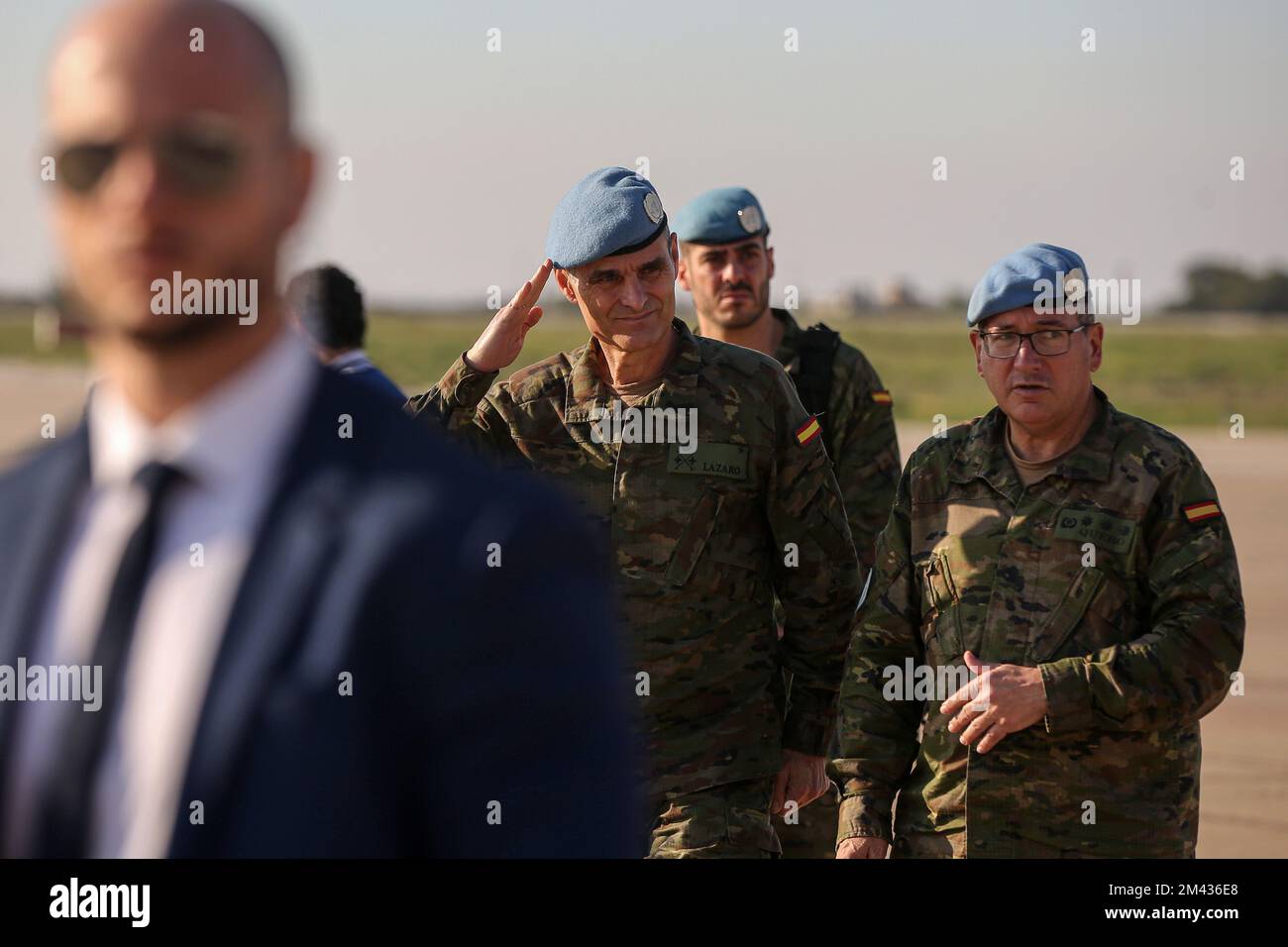 Beirut, Lebanon. 18th Dec, 2022. Aroldo Lazaro Saenz (C), commander of the United Nations ...