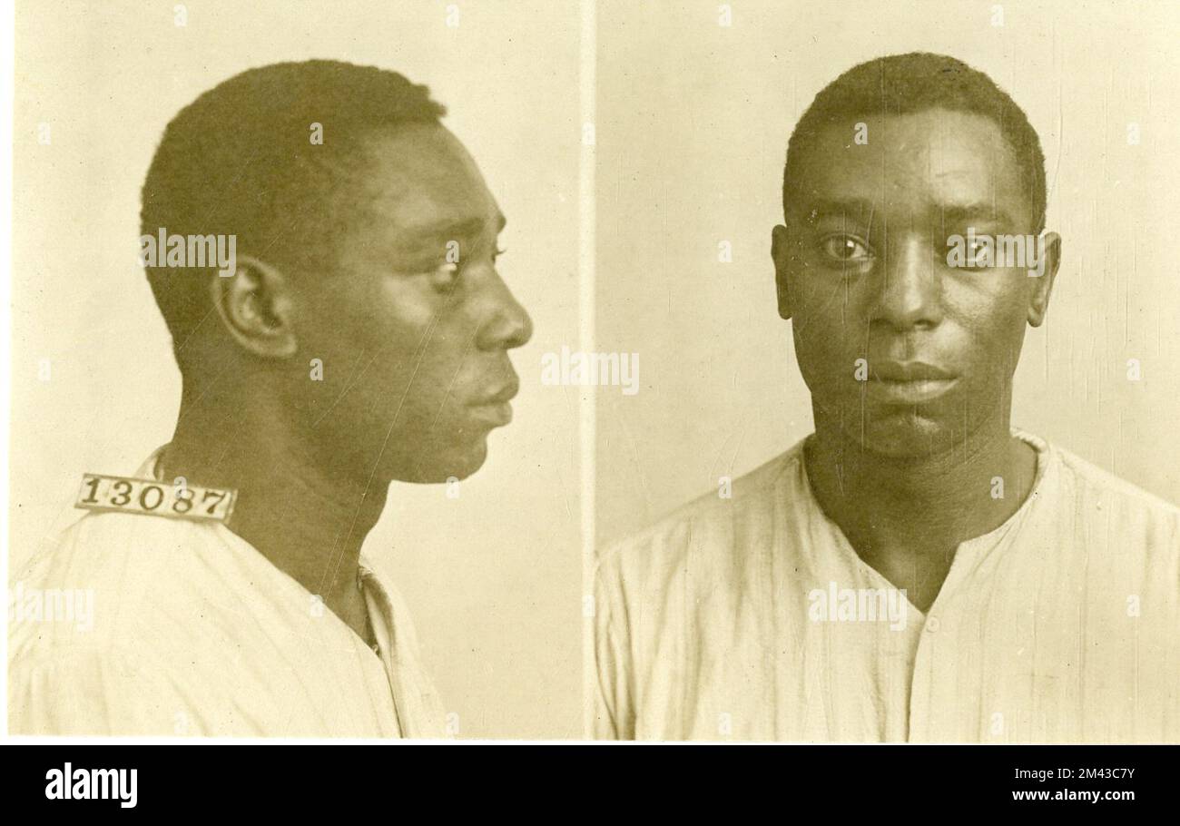 Photograph of Lee Reynolds. Bureau of Prisons, Inmate case files Stock ...