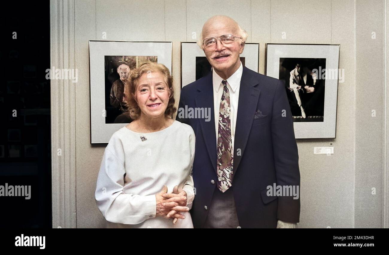 1994 colorized photo of American photographer Marie Cosindas and ...