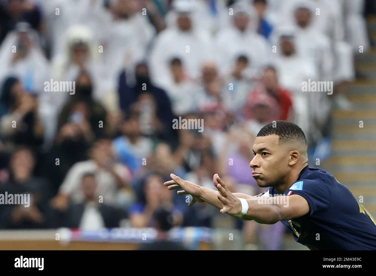 LUSAIL CITY, QATAR - DECEMBER 18: Kylian Mbappe of France celebrate ...