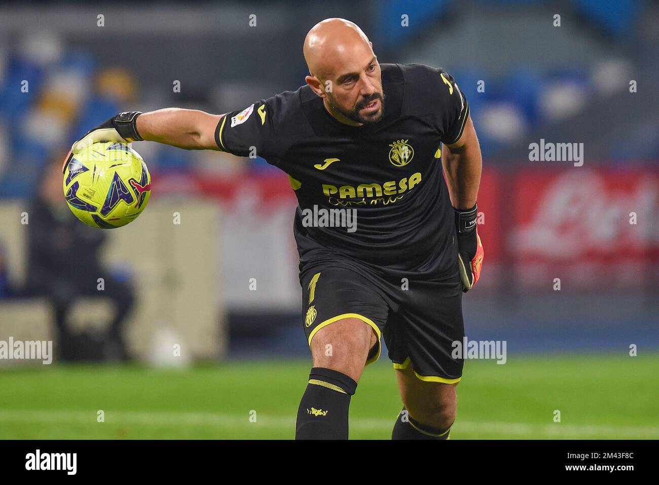 Naples, Italy. 17 Dec, 2022. Pepe Reina of Villarreal CF during the ...