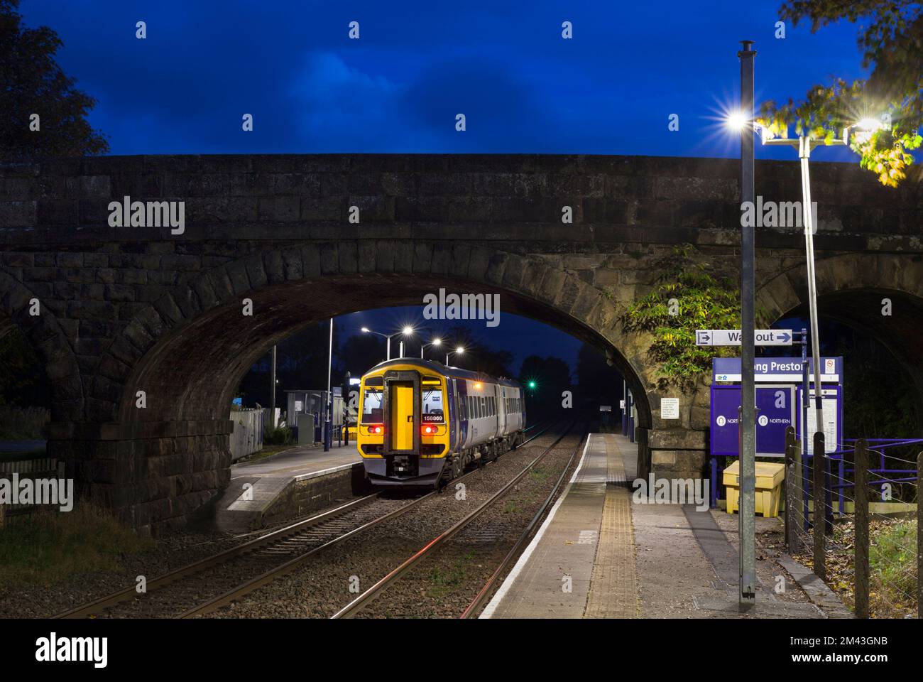 Northern rail class 158 train 158869 calling at the small 2 platform ...