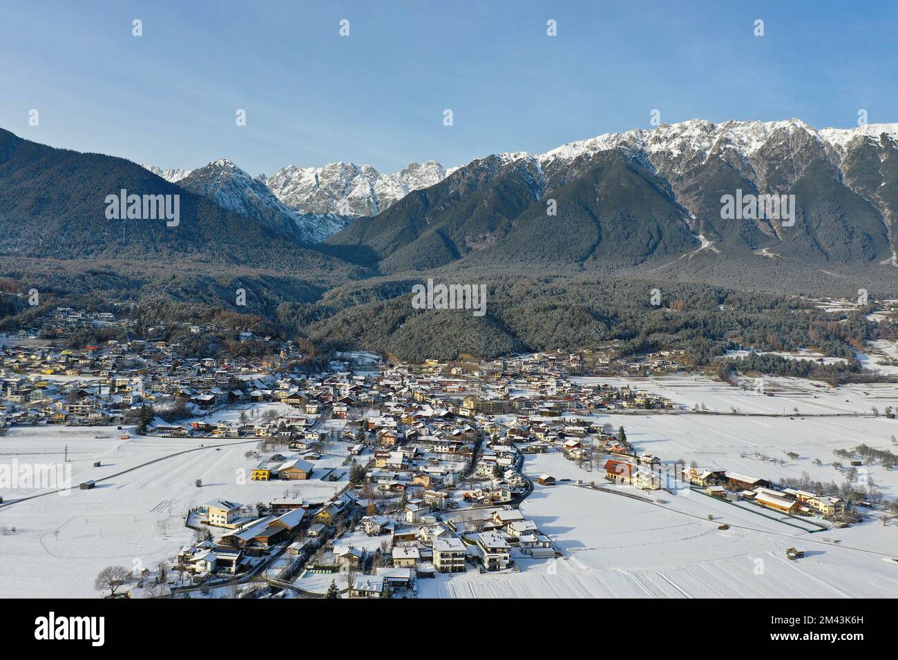 Alpen urlaub hi-res stock photography and images - Alamy