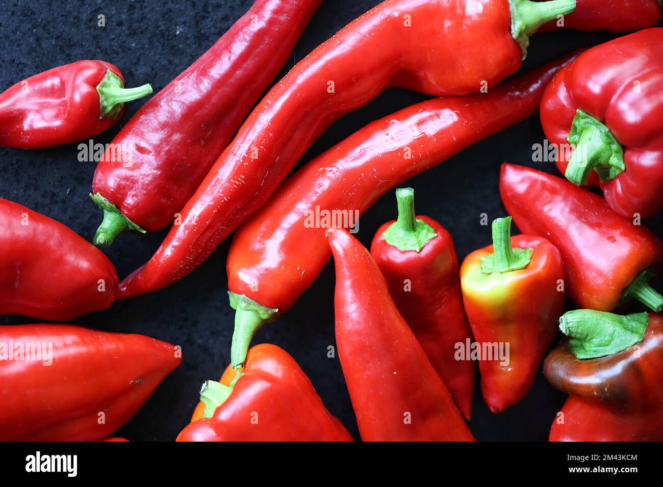 Roter spitzpaprika hi-res stock photography and images - Alamy