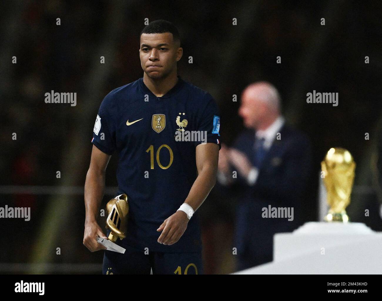 World cup golden boot trophy hi-res stock photography and images - Alamy