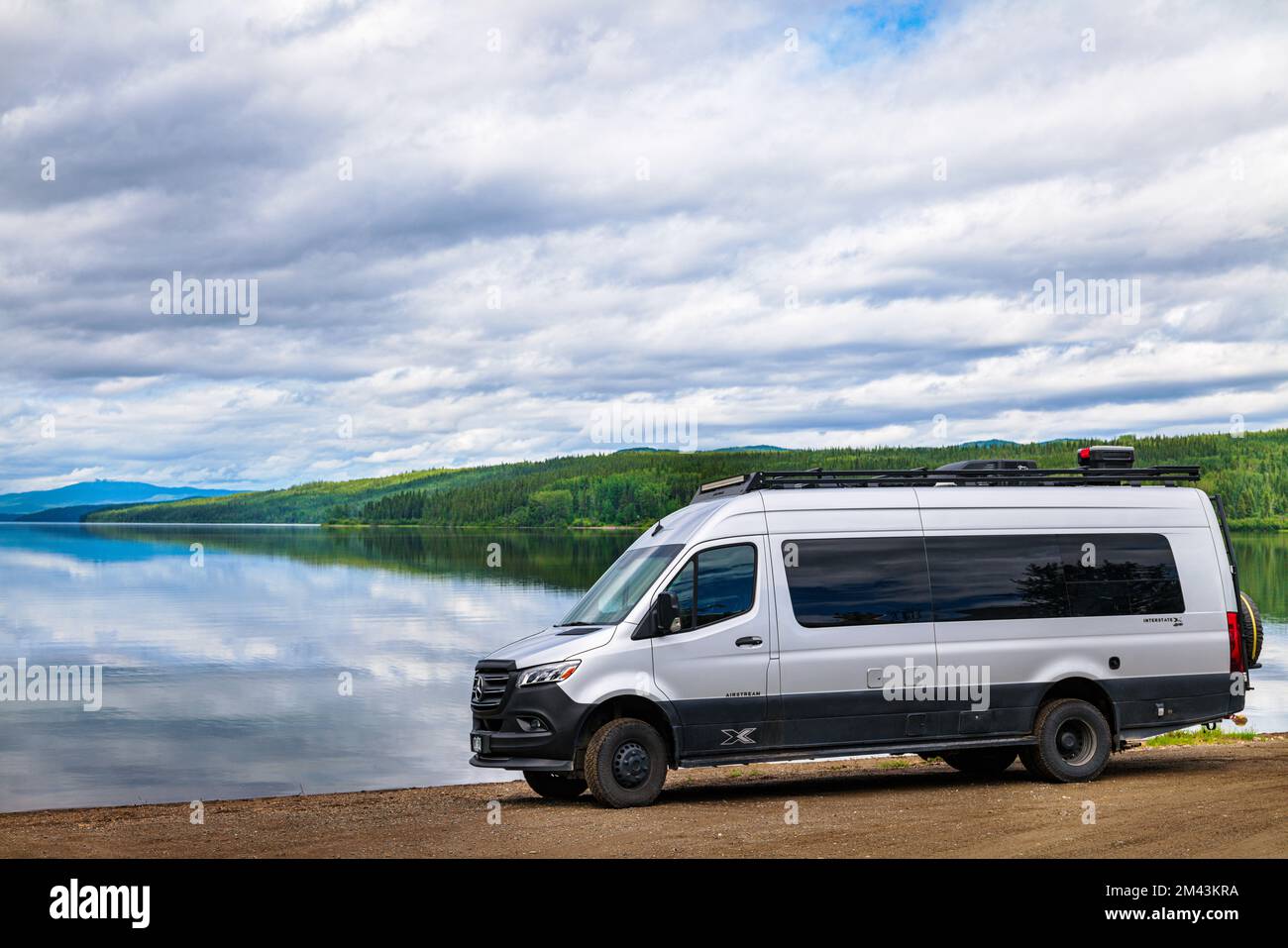 Continental divide landmark 2022 hi-res stock photography and images ...
