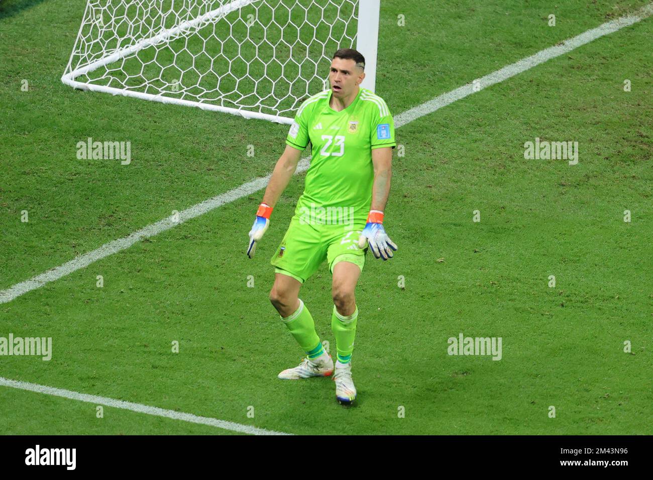 Emiliano martinez save hi-res stock photography and images - Alamy