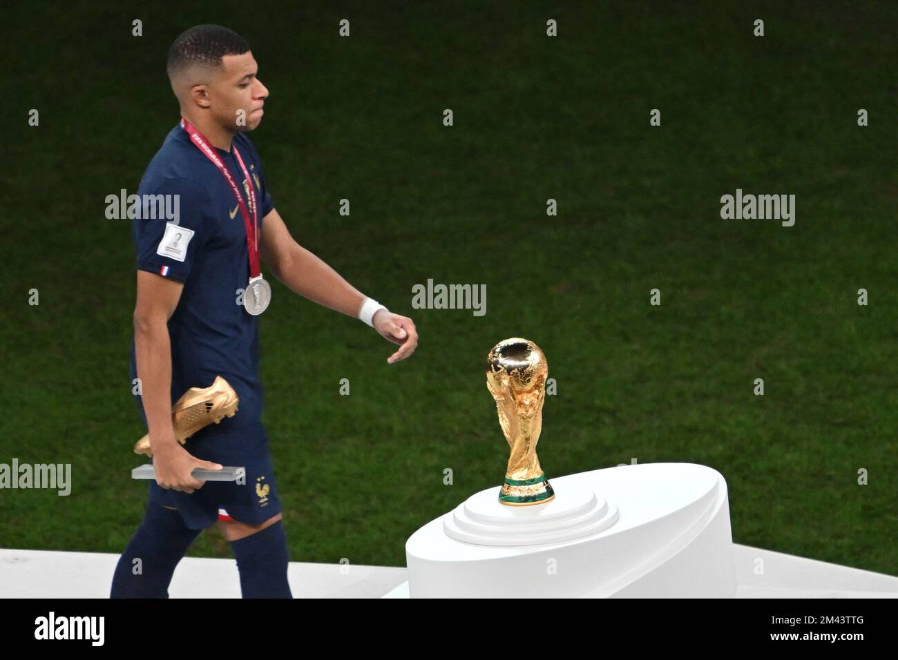 Kylian mbappe world cup trophy hi-res stock photography and images - Alamy