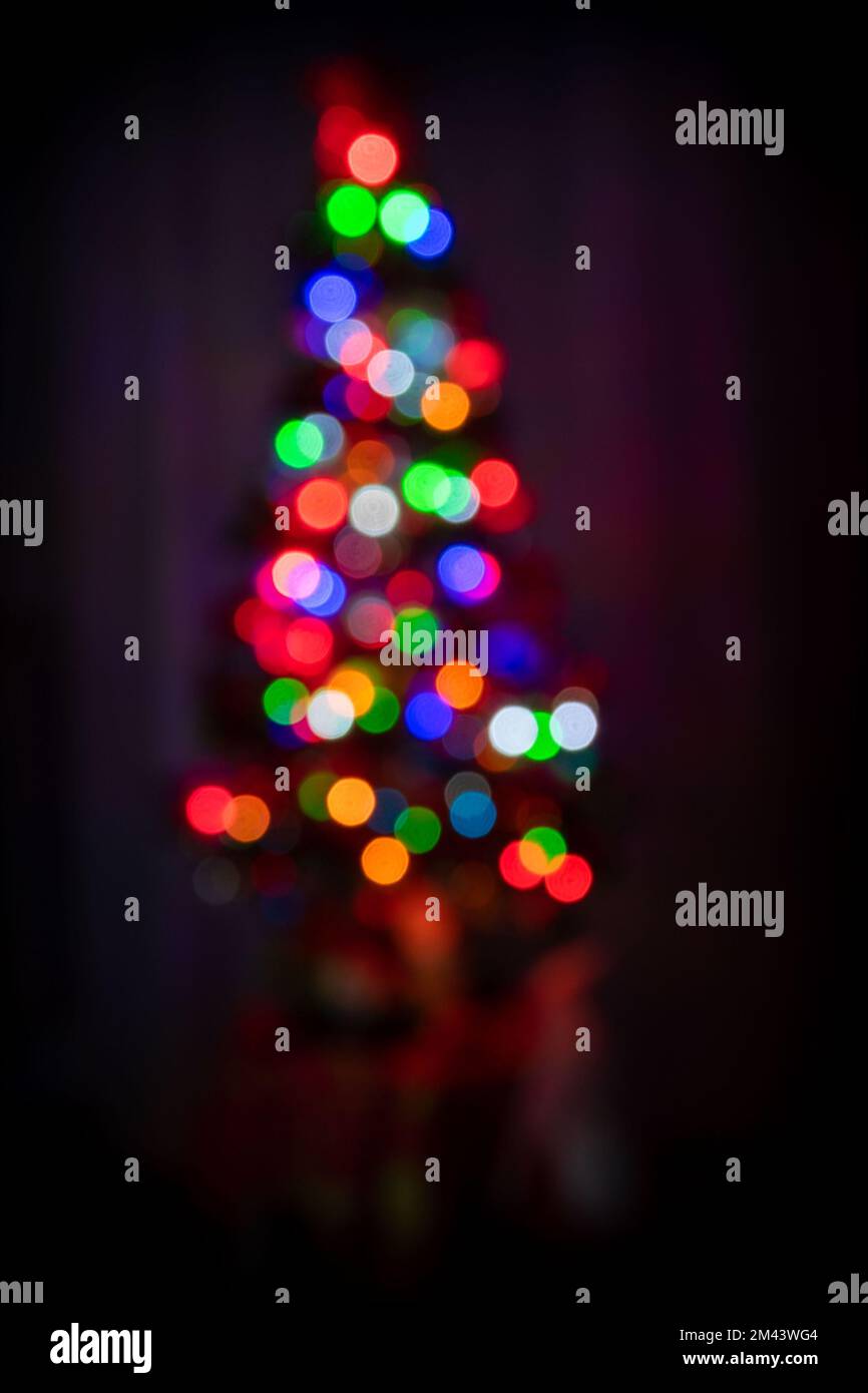 Glowing neon line christmas night hi-res stock photography and images ...
