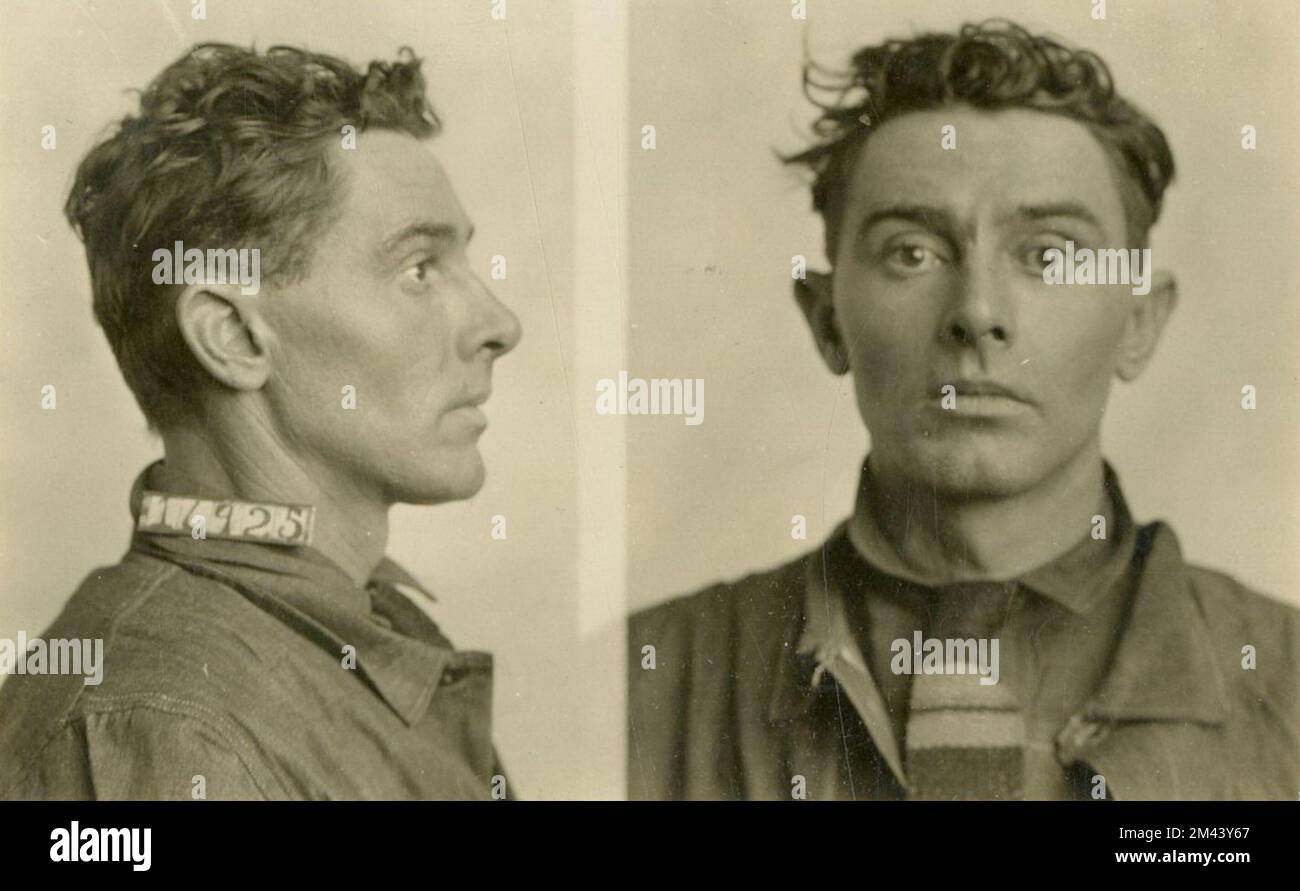 Photograph of Clarence O'Neil (aka R. M. Sames). Bureau of Prisons ...