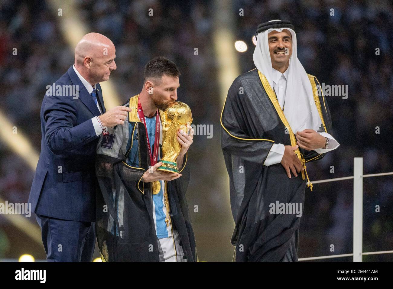 Lusail, Catar. 18th Dec, 2022. Lionel Messi of Argentina with cup ...