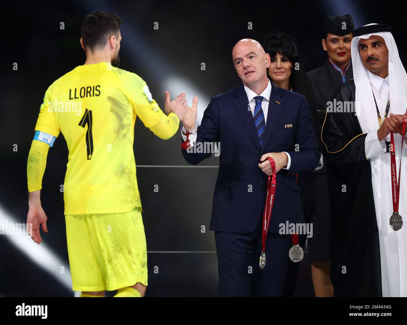 Qatar fifa world cup trophy hands hi-res stock photography and images ...