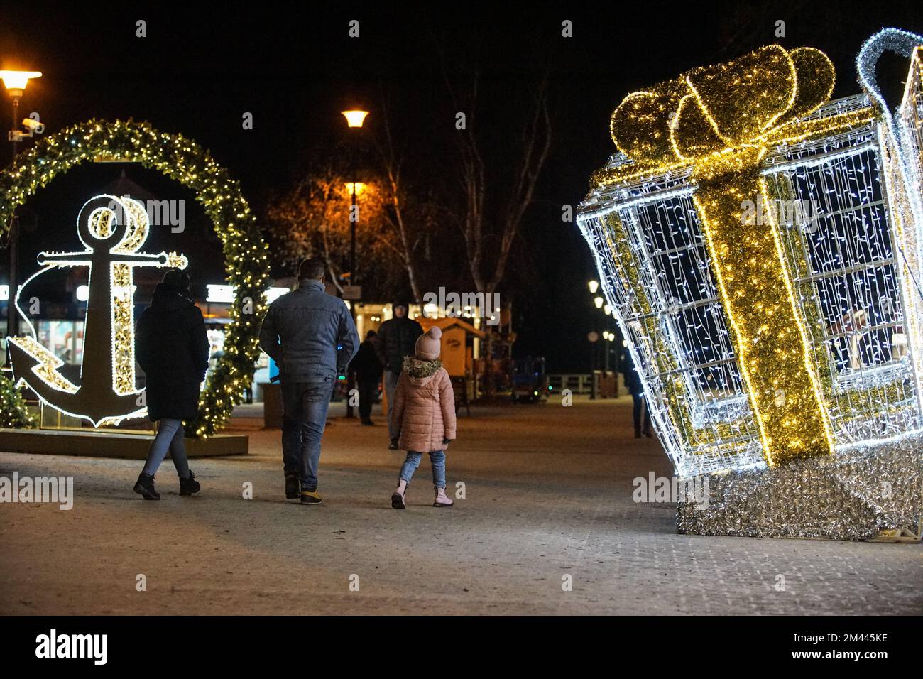 Gdansk, Poland 18th, December 2022 Christmas decorations and lights are ...