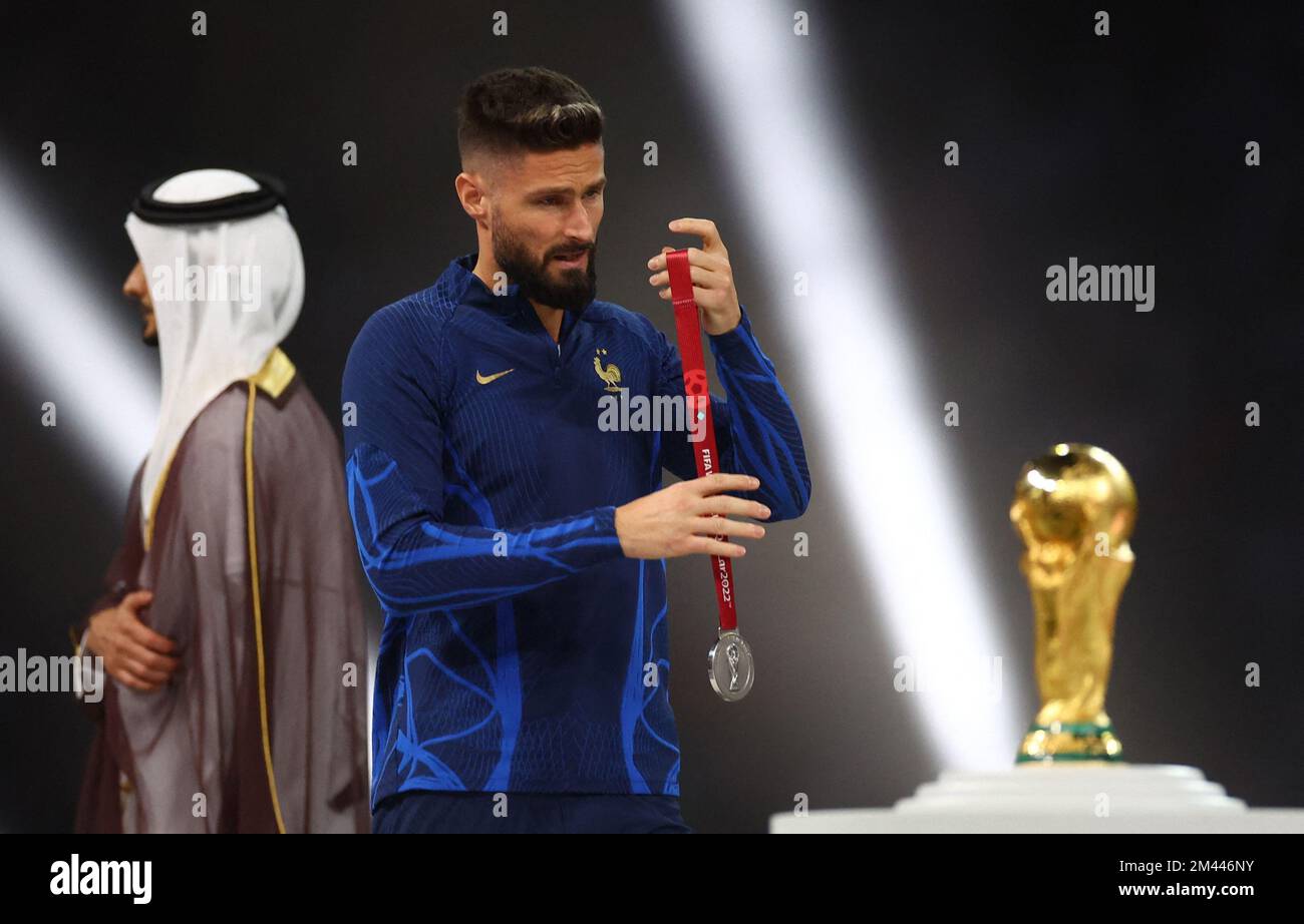 Giroud world cup trophy hi-res stock photography and images - Alamy