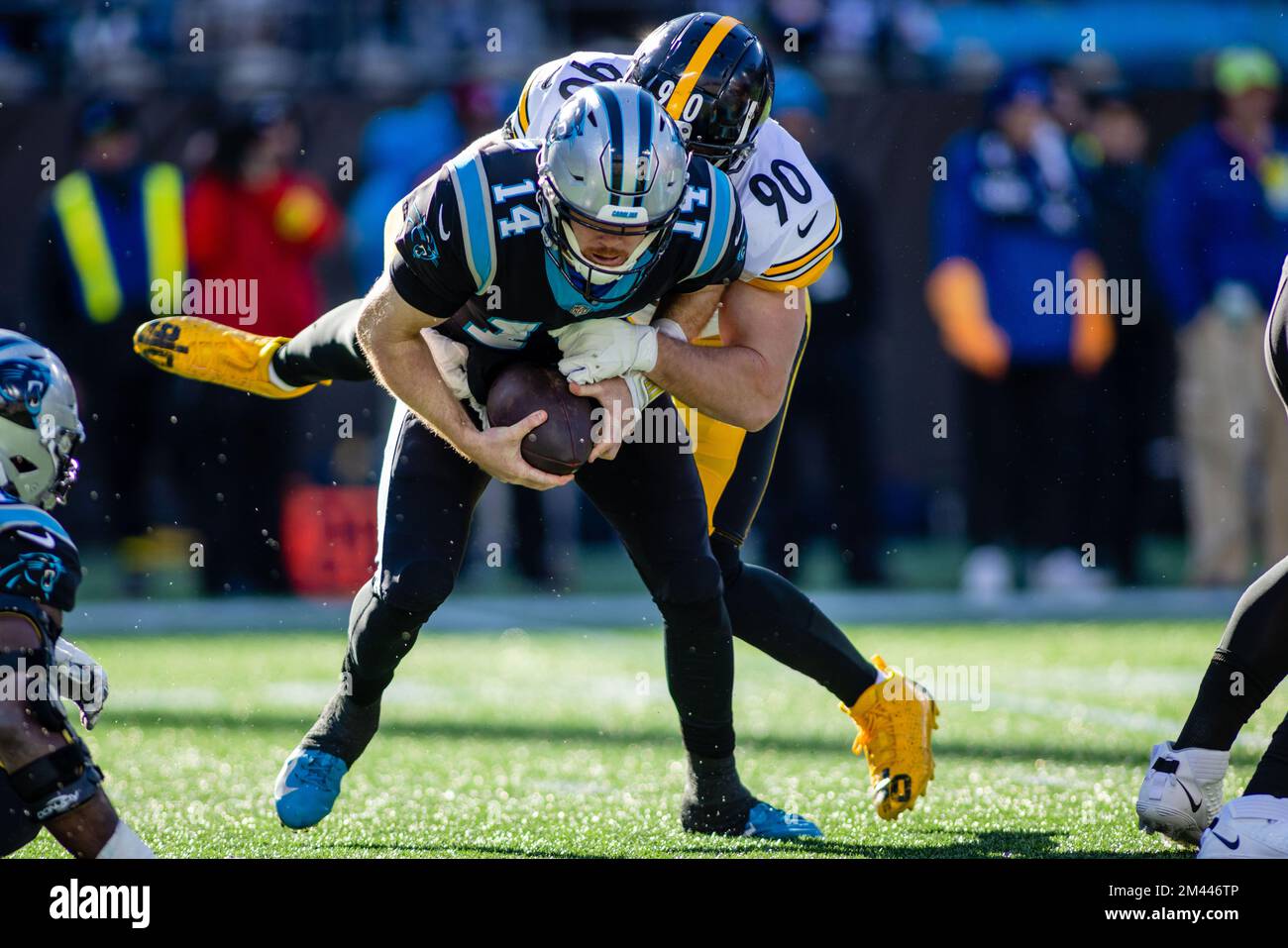 December 18, 2022: Pittsburgh Steelers linebacker T.J. Watt (90) sacks ...