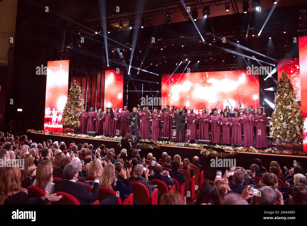 Virginia union gospel choir feat david bratton hi-res stock photography ...